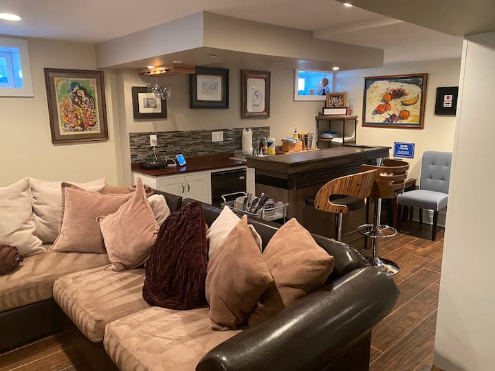 Red Bank Modern Deluxe 1br/1b Private Apartment - Long Branch, NJ