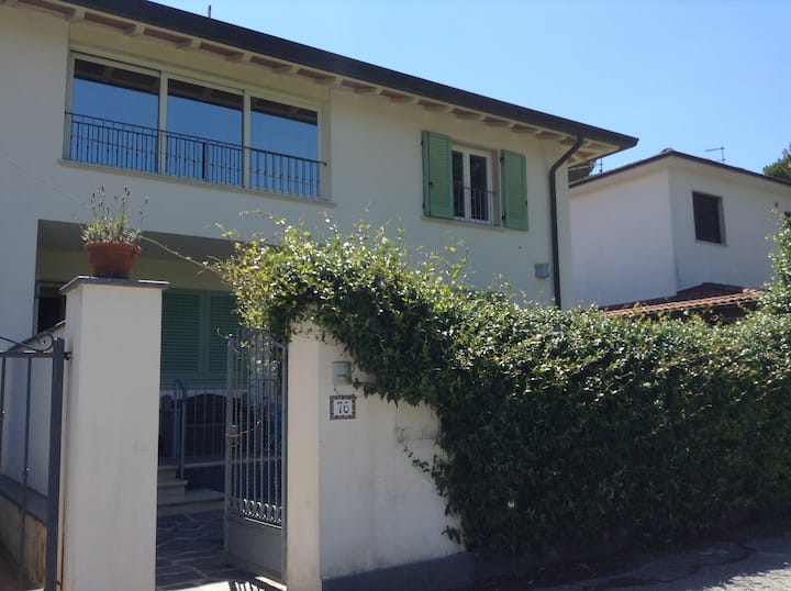 Lovely House Two Bedrooms Marina Di Pietrasanta - Marina di Pietrasanta