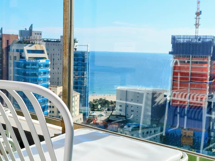 [St_01]합법 숙소! 해운대 파노라마 오션뷰@침대2개@지하철역3분+해변5분 - South Korea