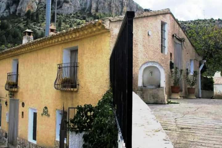 Casa Los Abuelos (Casa Cañizo) - Letur