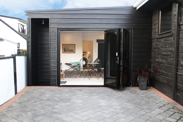 Central Location - Golf, Beach, Shopping, Airport - Mount Maunganui