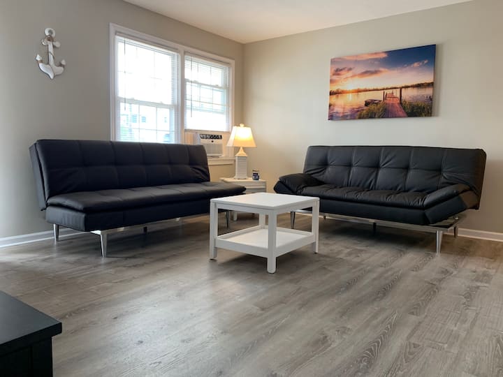 Condo B First Floor  Spacious 1 Bedroom - Ocean City, NJ