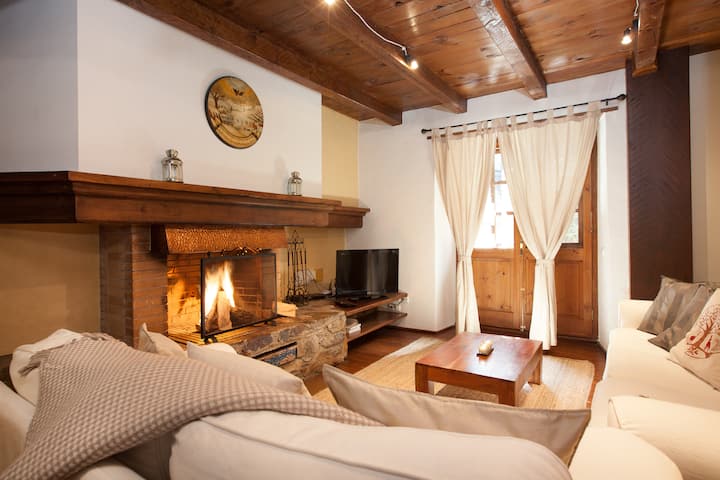 Spacious Mountain Chalet Close To Slopes Pt50a - Grandvalira