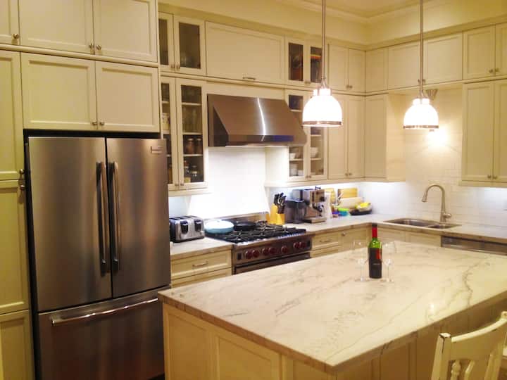 Perfect Family Friendly House In Little Italy - Toronto