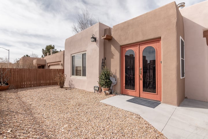 The Pumpkin House - Santa Fe, NM