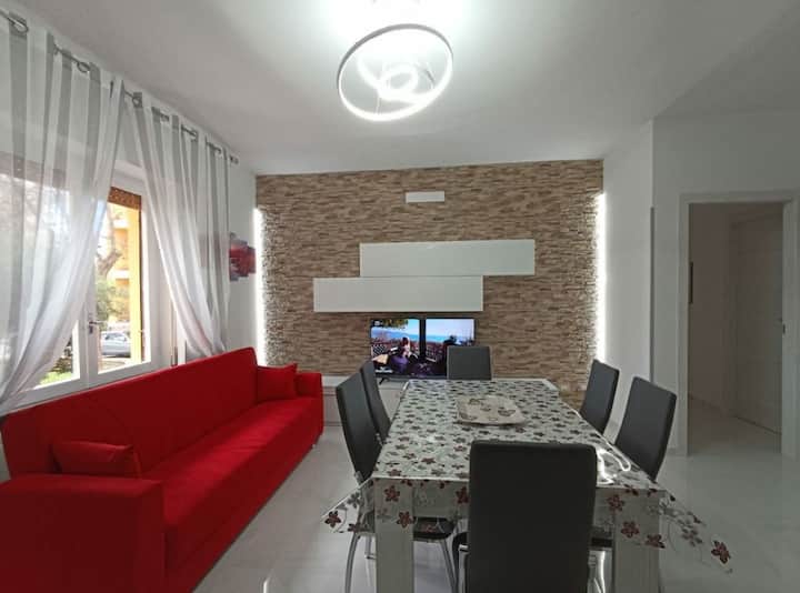 Comodo Appartamento Vicino A Università E Servizi - Sassari