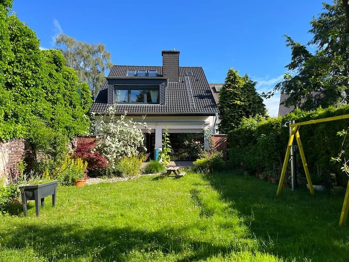 Haus Mit 4 Schlafzimmer 2 Bäder - 多特蒙德