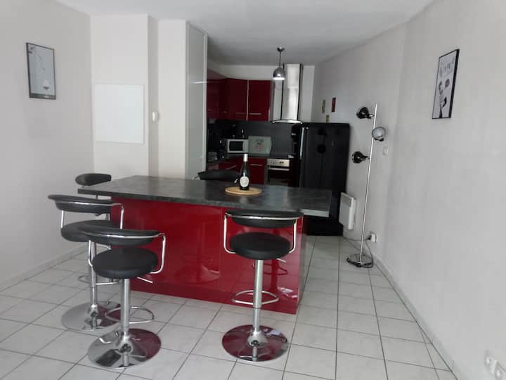 Appartement 10 Mn Centre-ville à Pied - Angoulême