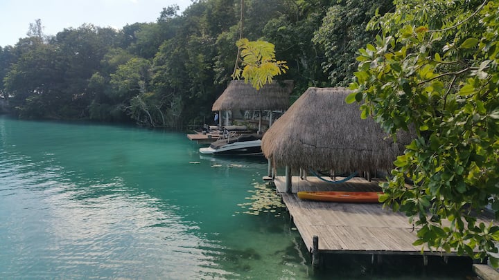 Casa Del Cenote Negro Retreat Center - Bacalar