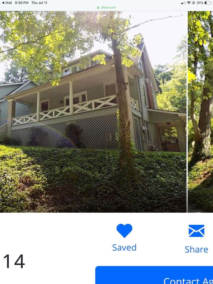 Charming Efficiency Full Kitchen And Private Patio - Hurricane, WV