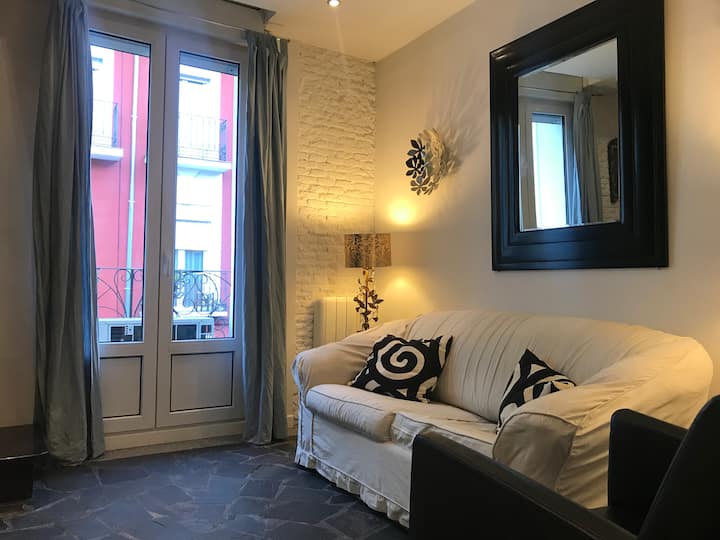 Duplex Rustic Style In Commercial Zone - Madrid