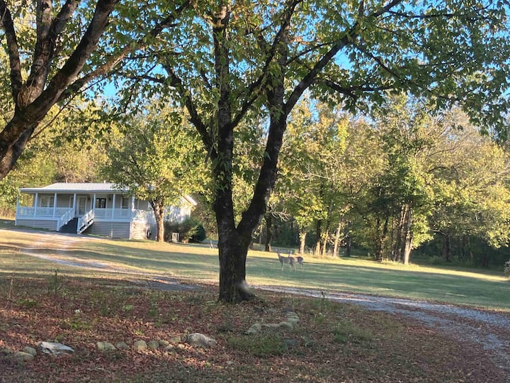 Quiet Cozy Escape, Near Lynchburg And Nashville - Tennessee