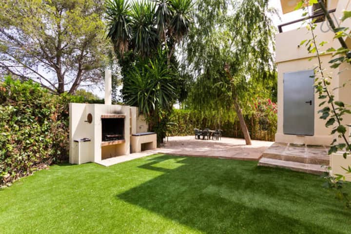 Beautiful Apartment With Garden And Bbq - Port de Pollença