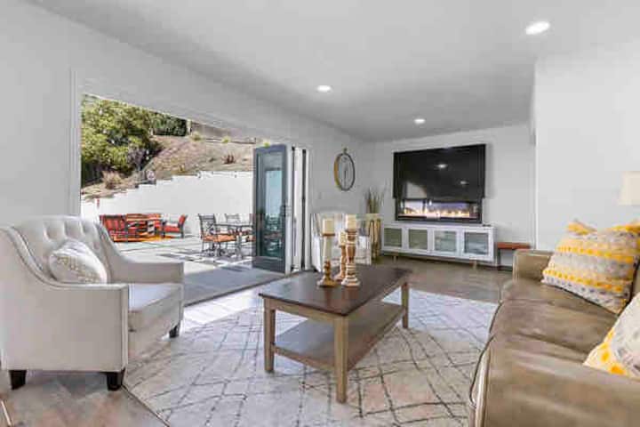 Sleeps 15 By Universal, Magic, Hollywood 12bd/3bth - San Fernando, CA