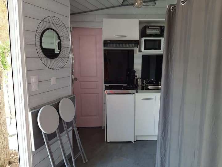 Espace Privatif De 15 M2  Chez L Habitant Au Calme - La Rochelle