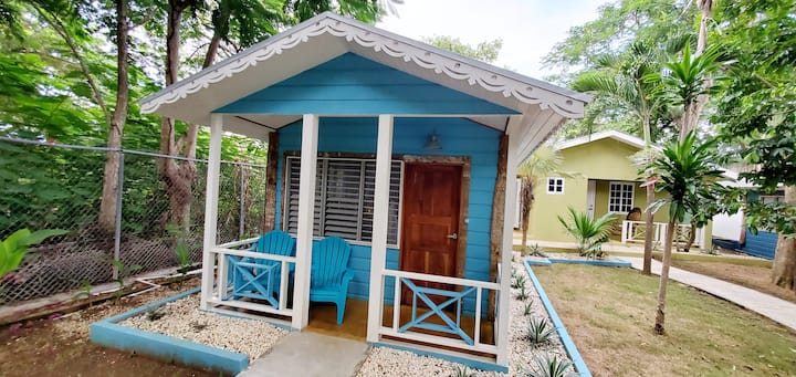 Bak A Yaad Sapphire Blue Cottage - Negril