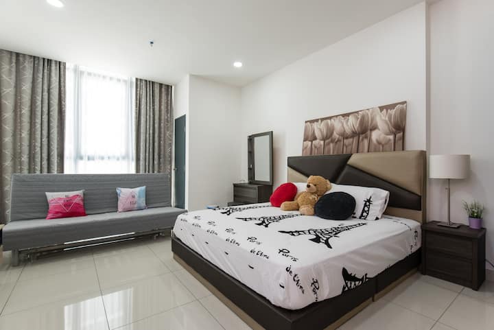 Cosy Studio At Atria Damansara, Pj For 2 To 4 Pax - Petaling Jaya