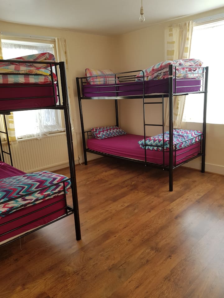 Medway House - チャタム