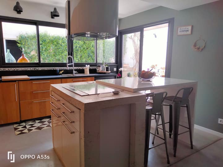 Maison De Ville Au Cœur Des Remparts - Aigues-Mortes