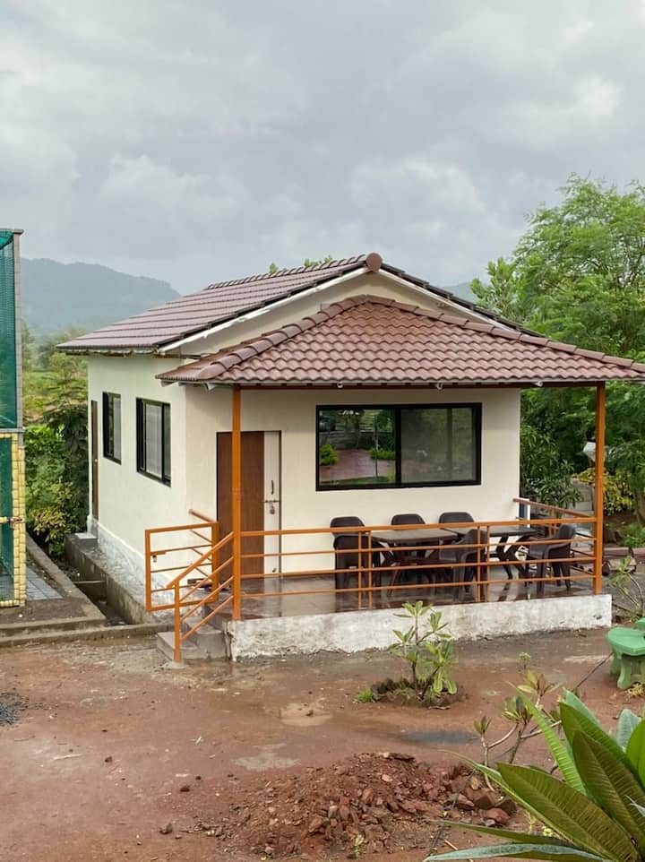 Adorable 2 Room Cottage With Pool. - Palghar