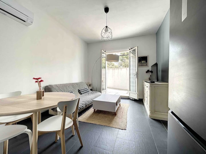 Maisonnette Proche Mer Au Calme - Plage de Sausset les pins