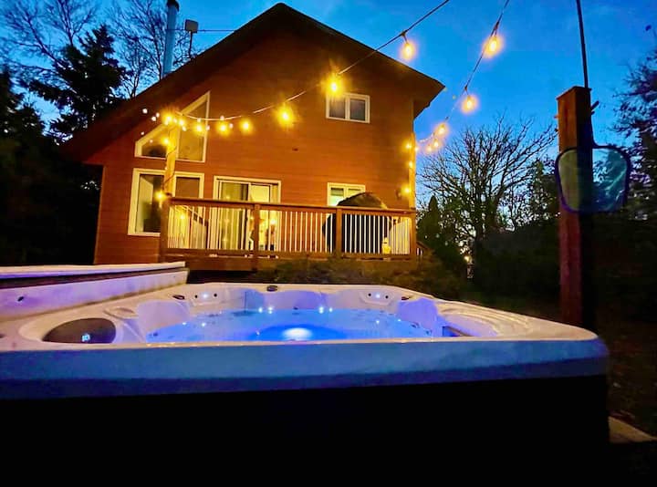 Spruce Haven Lakefront Getaway - Manitoba