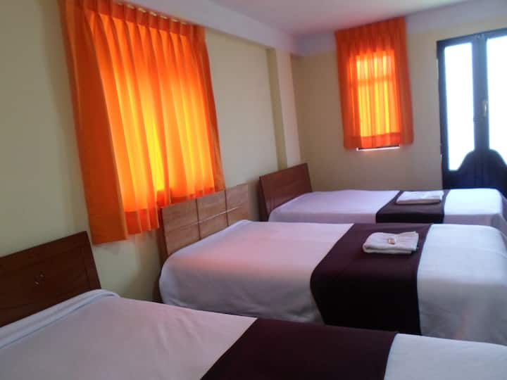 "Habitación Privada + Vista Al Jardín" - Huaraz