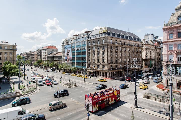 Large City Centre Apartment, Budapest. - Budapest