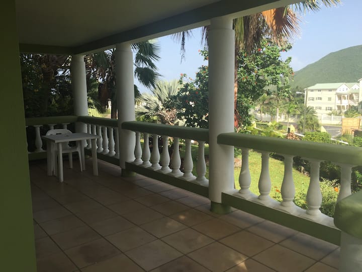 Spacious Studio Near The Beach - Saint Kitts and Nevis