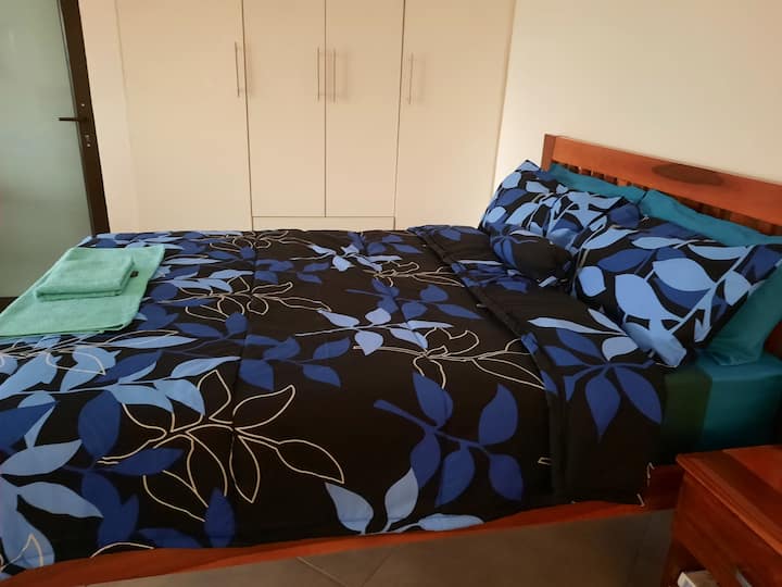 Urban Farm Cottage 2 - Zimbabwe