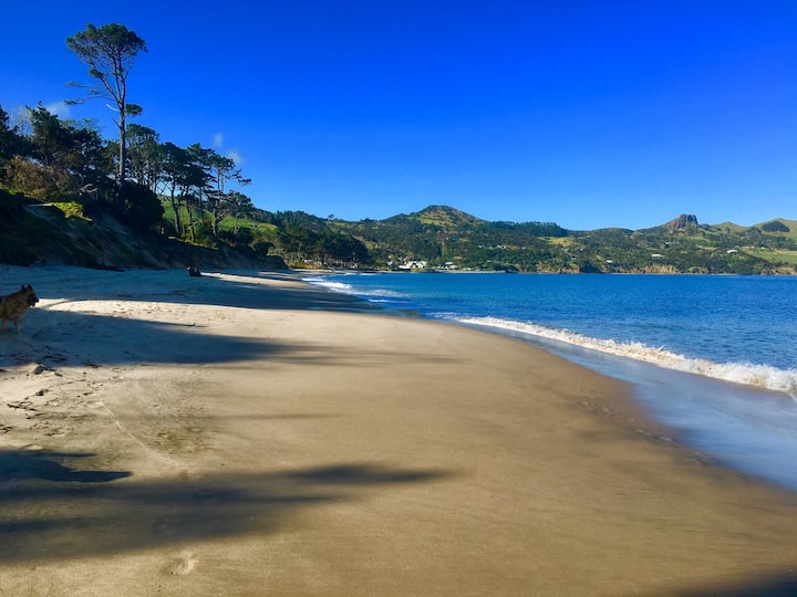 Wake Up To A Stunning View Of Opononi Harbour - Ōmāpere