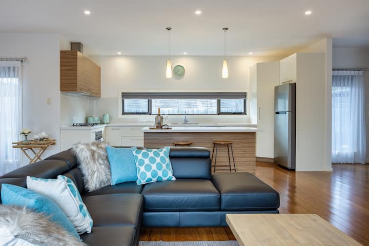 The Sounds Stylish Retreat - Melbourne