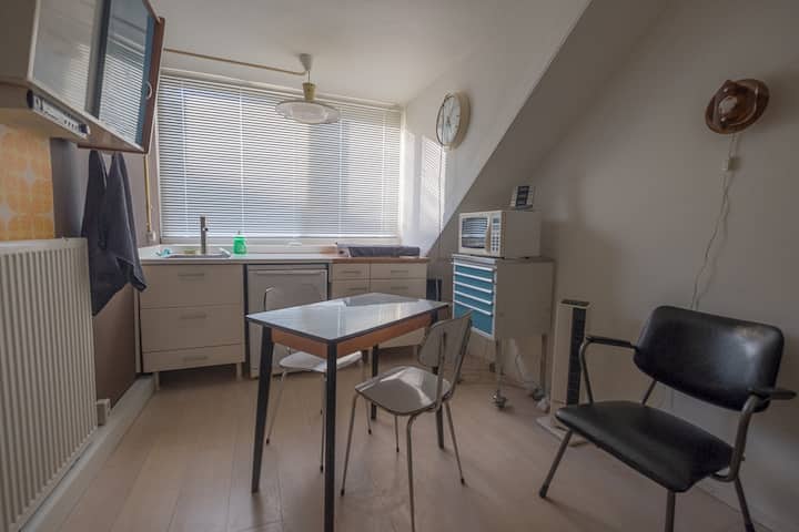 Leuke Eigen Etage In Jaren 70 Stijl In Centrum. - Arnhem
