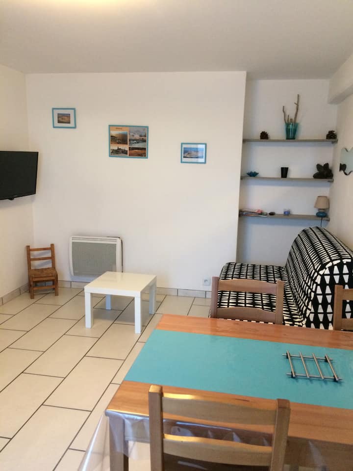T2 Cabine Climatisé + Jardin, Gruissan Village - Aude