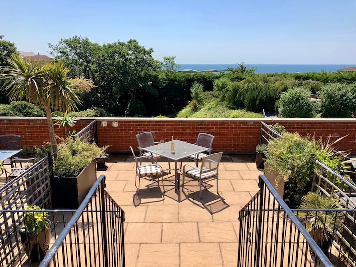 Spacious 2 Bedroom Apartment Close To The Beach. - Bournemouth