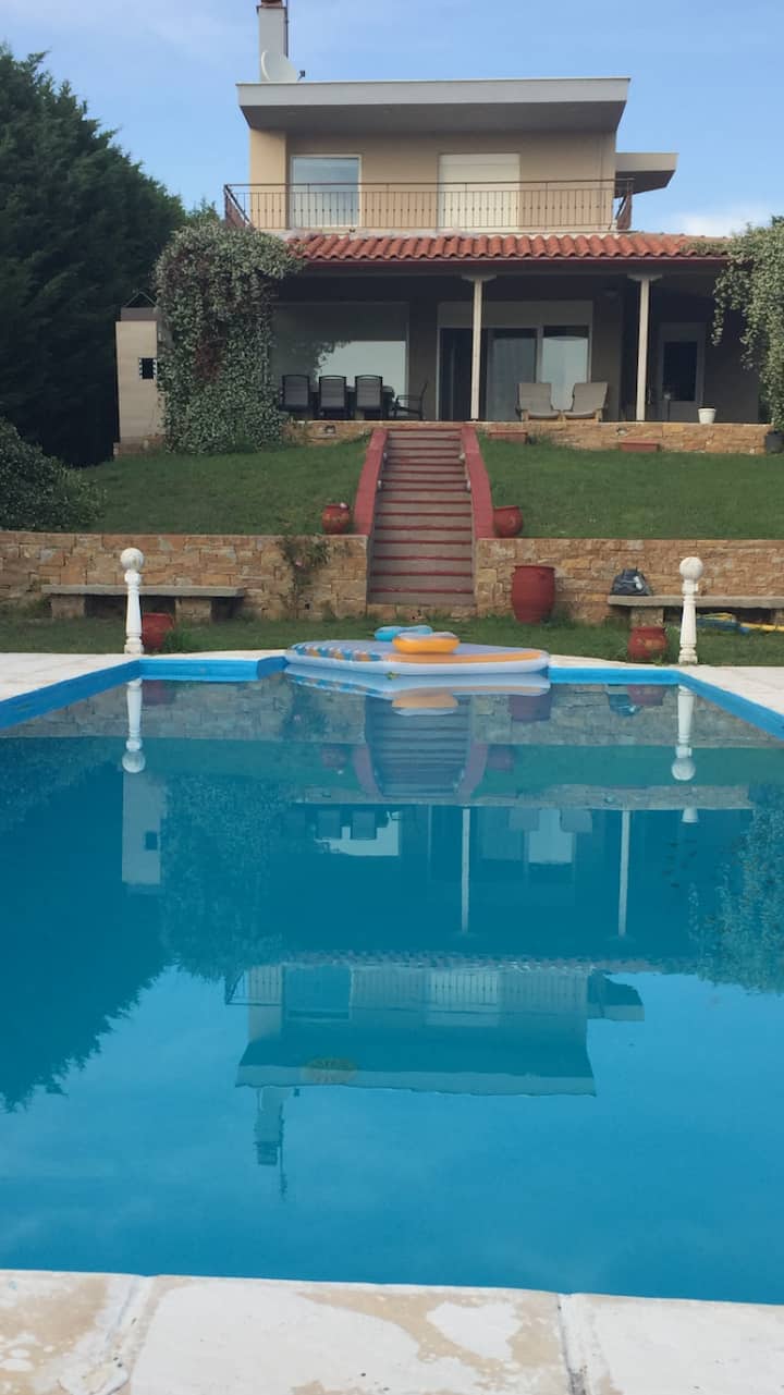 Villa Karolina - Aéroport de Thessalonique Makédonia (SKG)
