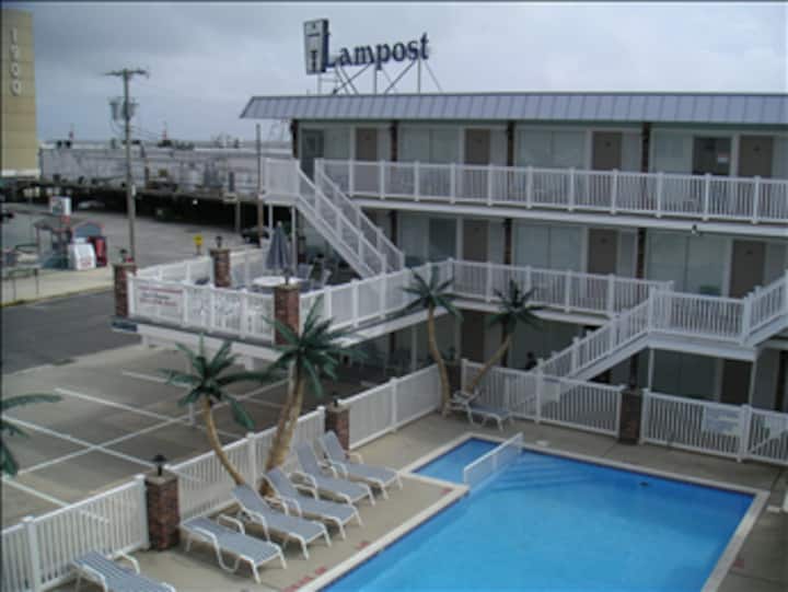 N Wildwood Beach Block Condo With Heated Pool - Kanga, North Wildwood