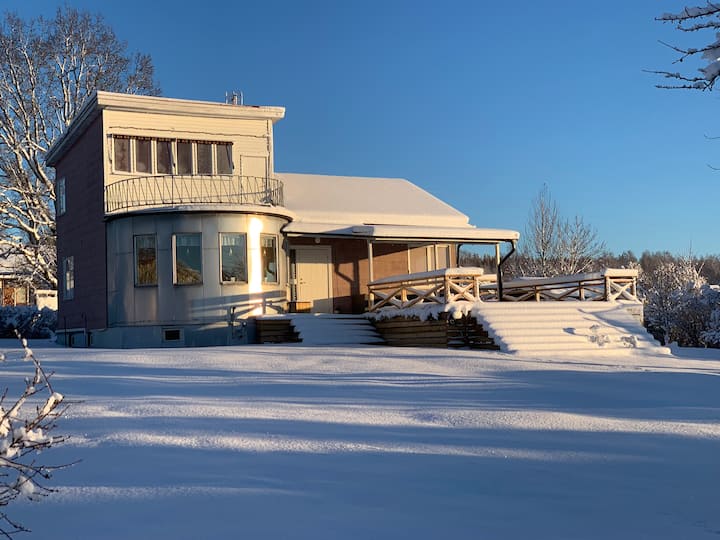 Kaptensvillan - Kom Med Tåg/elbil (1h Till Romme) - Skinnskatteberg
