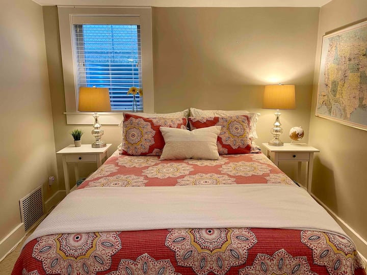 Centrally-located Charmer - Sioux Falls, SD