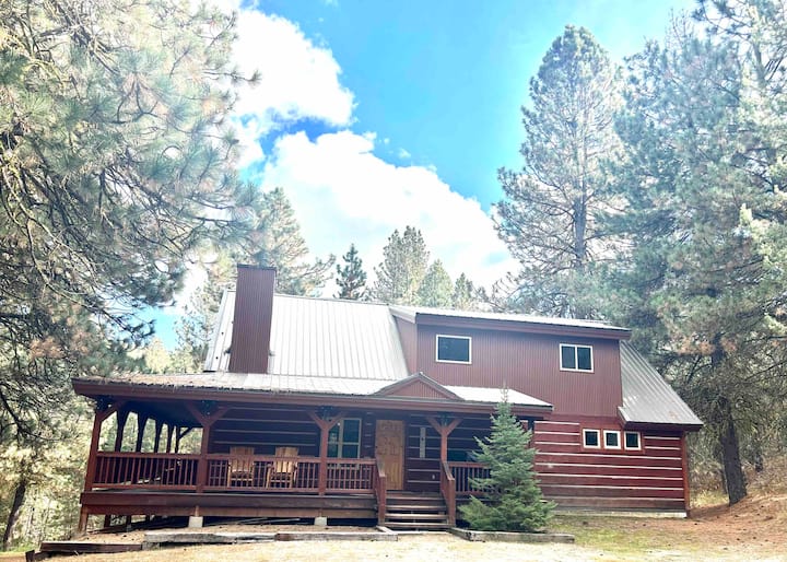Woodland Retreat - Idaho
