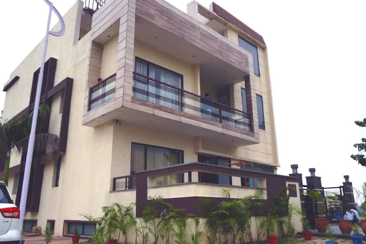 Palm Villa-2bhk Or 5bhk With 2 Floors Both Options - New Chandigarh