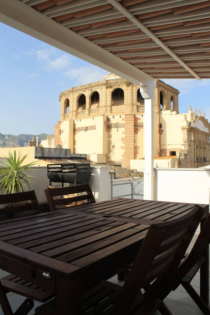 Cassaro's Terrace. Old Town - Palermo