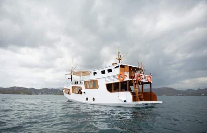 Sailling Komodo 3 Days 2 Nights - Labuan Bajo