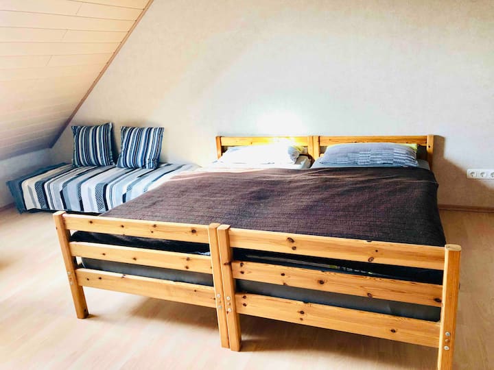 Gemütliche Zimmer Nichtraucher 1-5 Pers. In Hanau - Hanau