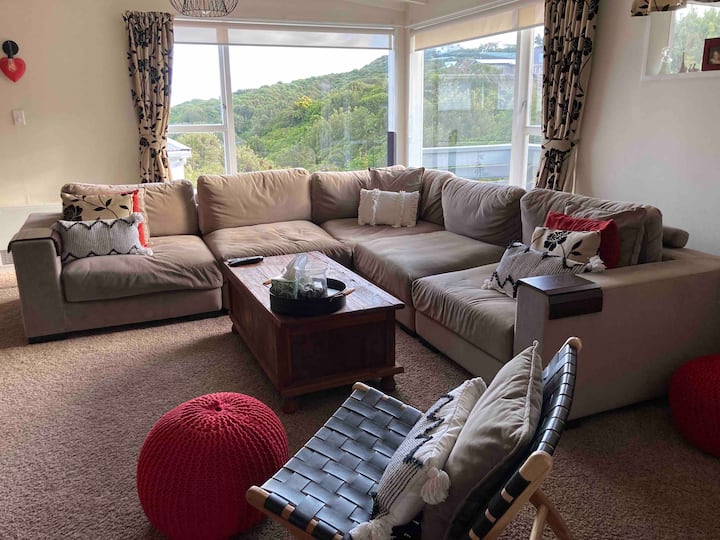 Relaxing Bush Retreat Near The City - Lower Hutt