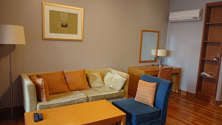 A Service Apartment In Gwanghwamun - Seoul