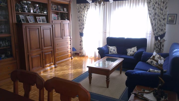 4 Chambres En Maison Village Etape Route A1 - Miranda de Ebro