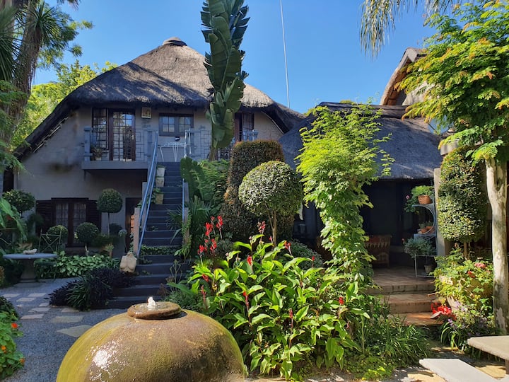 2 Bedroom Self-catering Unit In Waterkloof - Pretoria, South Africa