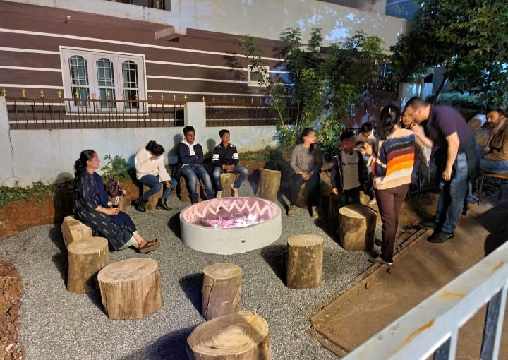 A Beautiful Place For 12 People Staying - 마시나구디