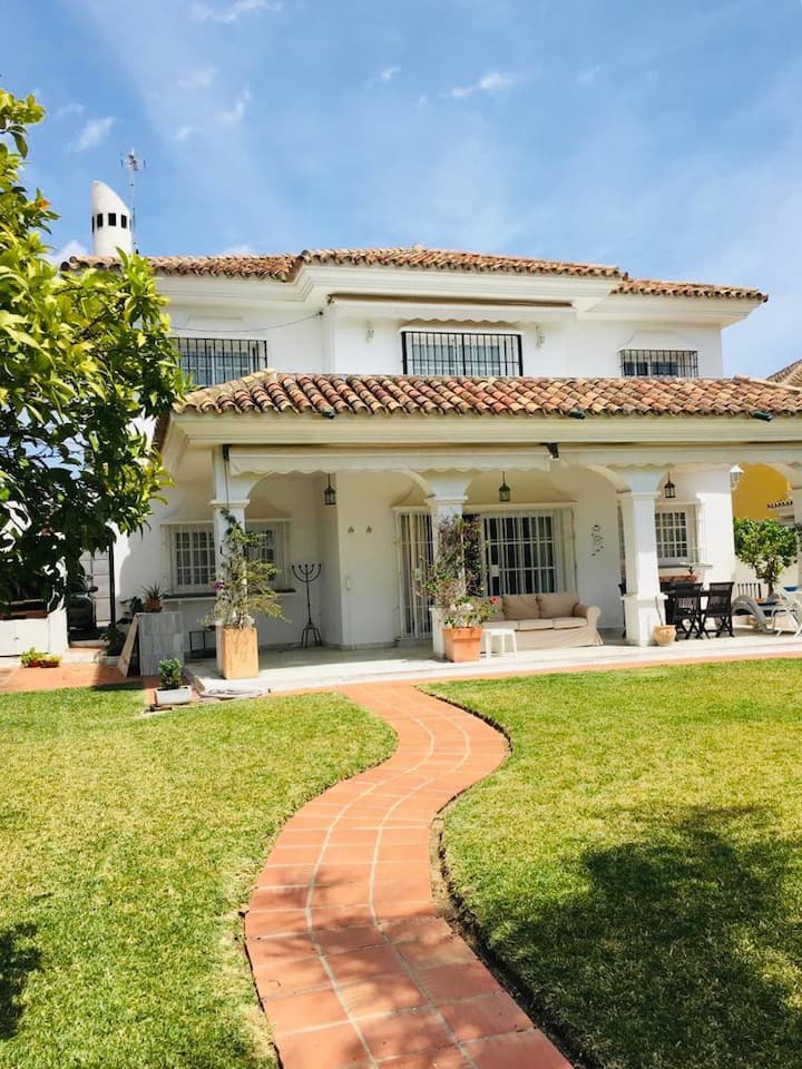 Casa Independiente En Marbella - Ojén